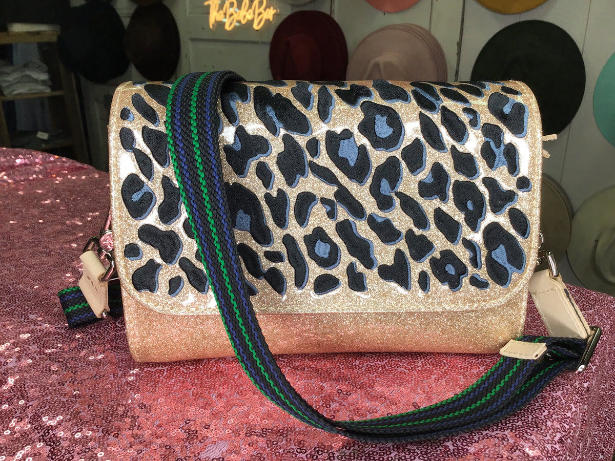 Consuela On The Town- Joss – Martha Gene